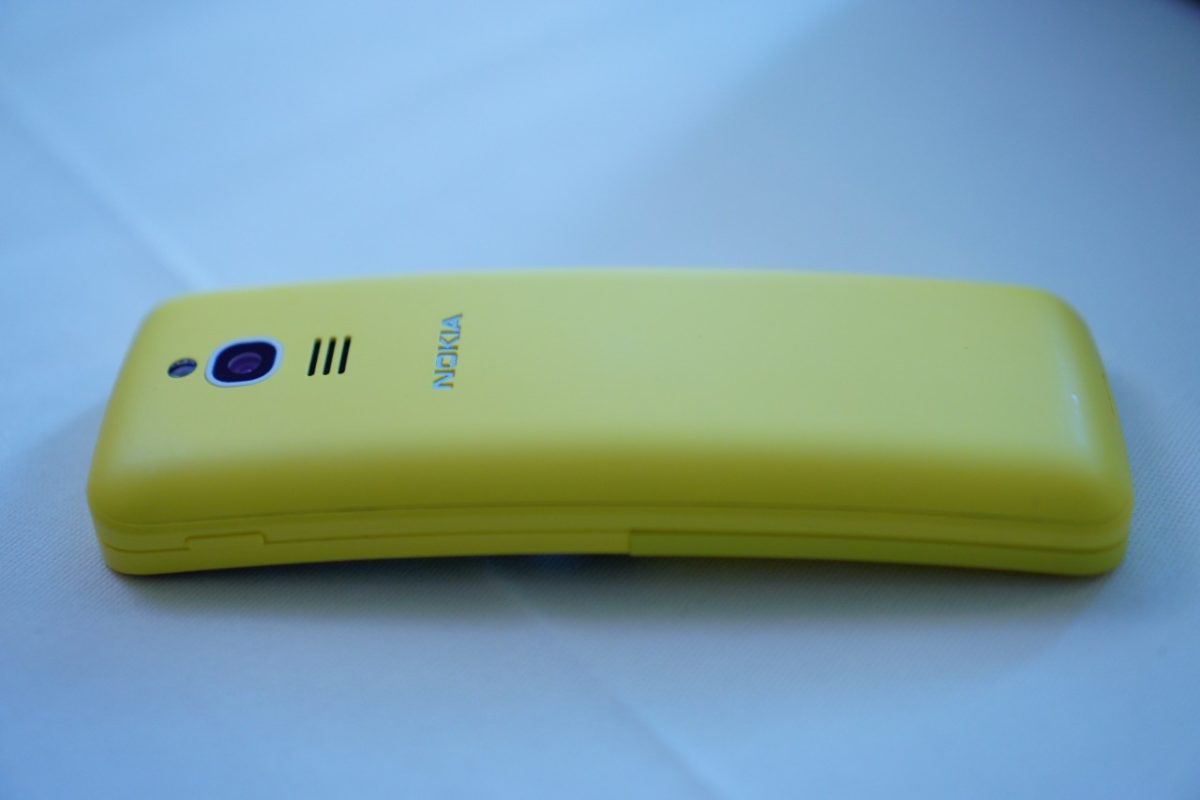 Nokia 8110: hloupý telefon nebo chytrý banán? (první dojmy) – SMARTmania.cz
