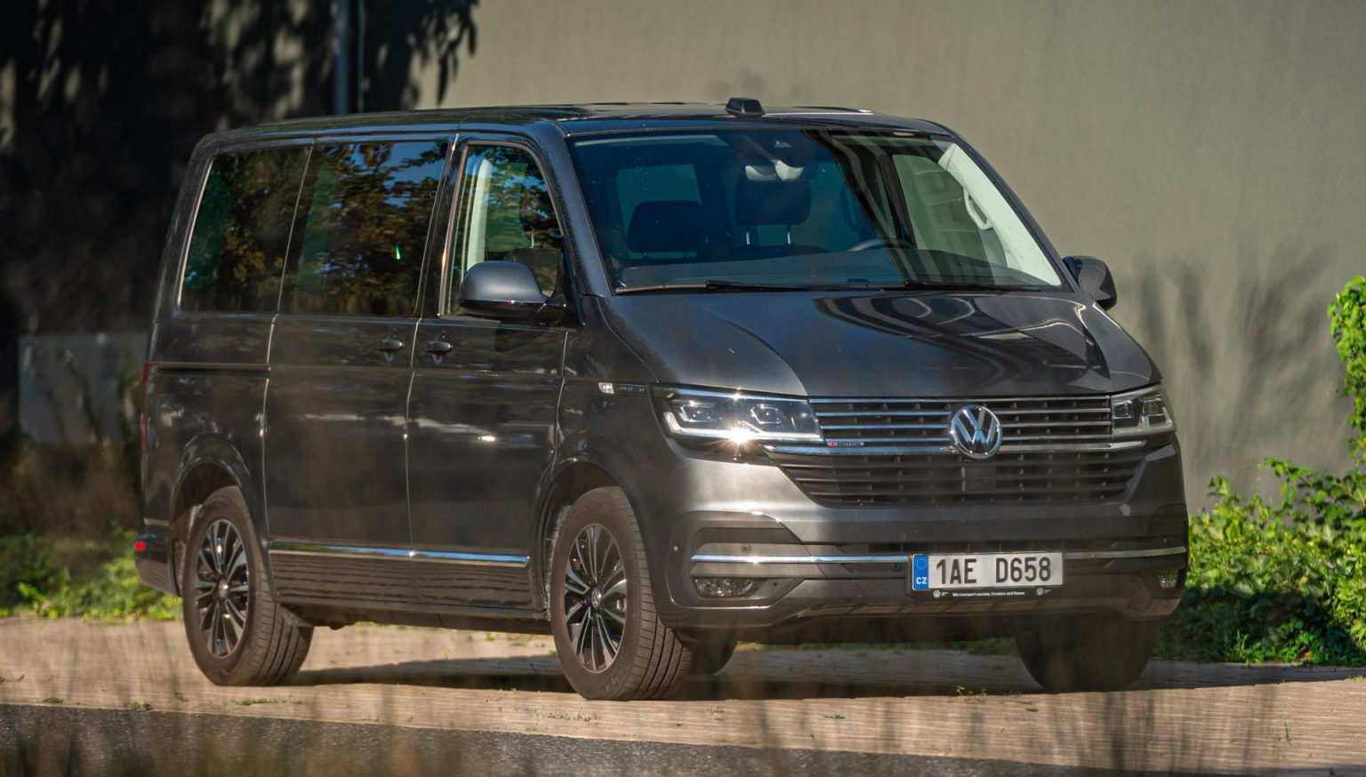 Test Volkswagen Multivan (2024): labutí píseň – SMARTmania.cz