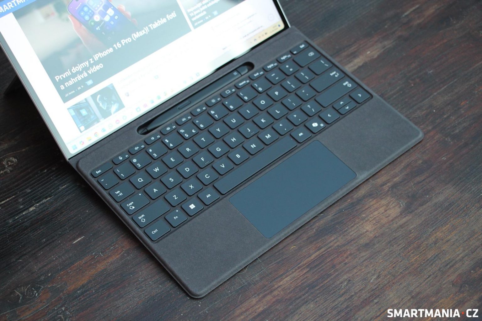 Recenze Microsoft Surface Pro Flex Keyboard: klávesnice k tabletu za 15 ...