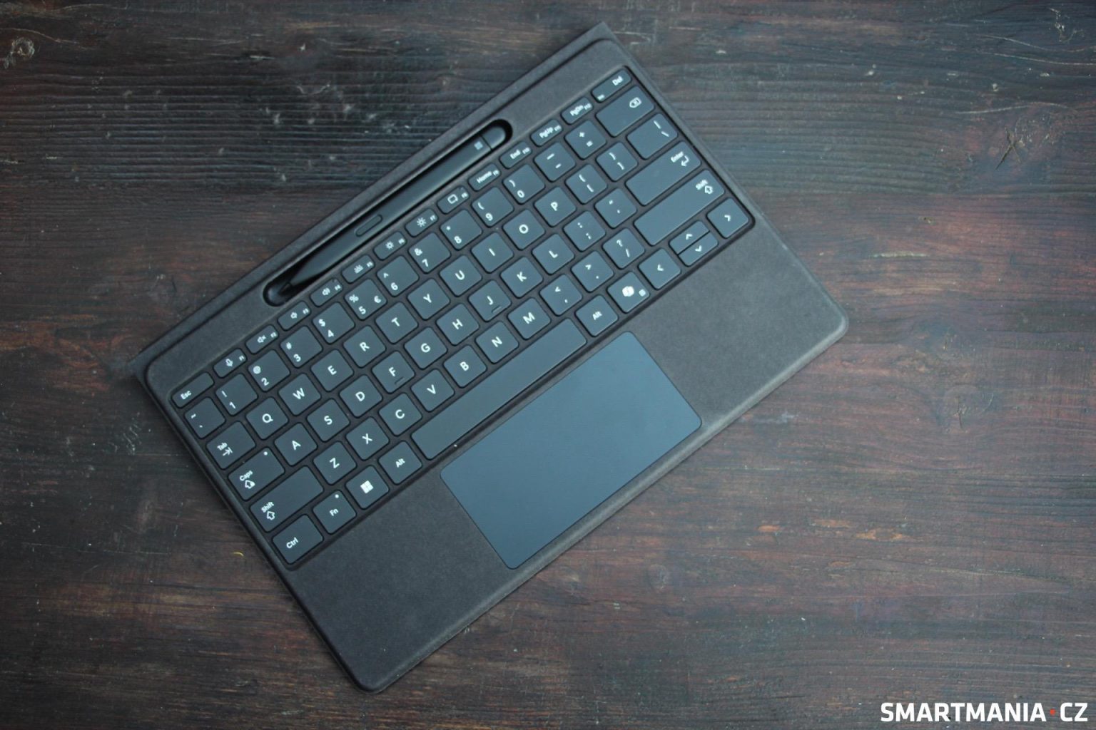 Recenze Microsoft Surface Pro Flex Keyboard: klávesnice k tabletu za 15 ...