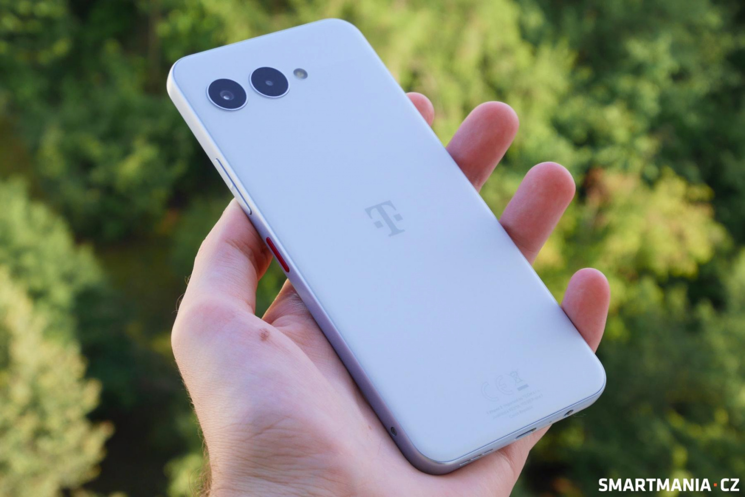 Vyzkoušeli jsme T-Mobile T Phone 3. Mobil postavený na umělé ...